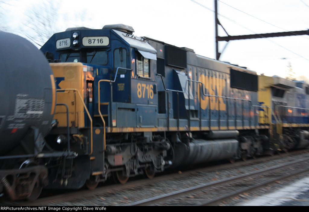 CSX 8716